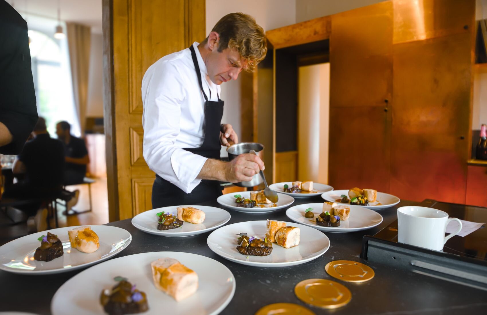 Bon cadeau EXPERIENCE GASTRONOMIQUE IMMERSIVE – Déjeuner ou Dîner des ...